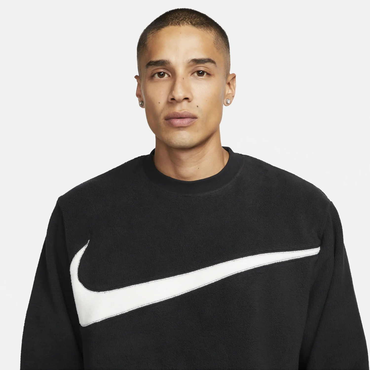 Polera Nike Hombre Urbano Club+ Flc Crew Wntr Negro | Triathlon